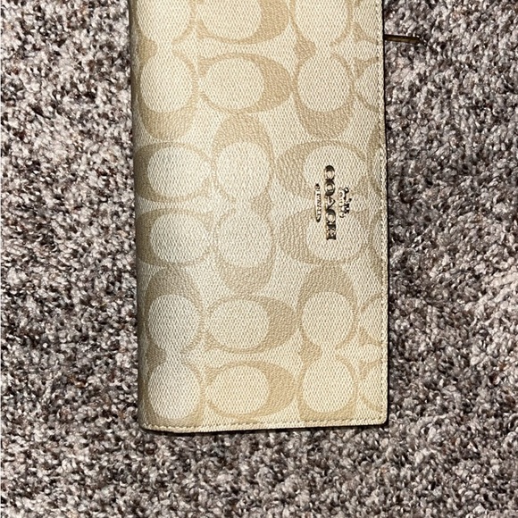Coach | Accessories | Coach Signature Canvas Wallet | Poshmark